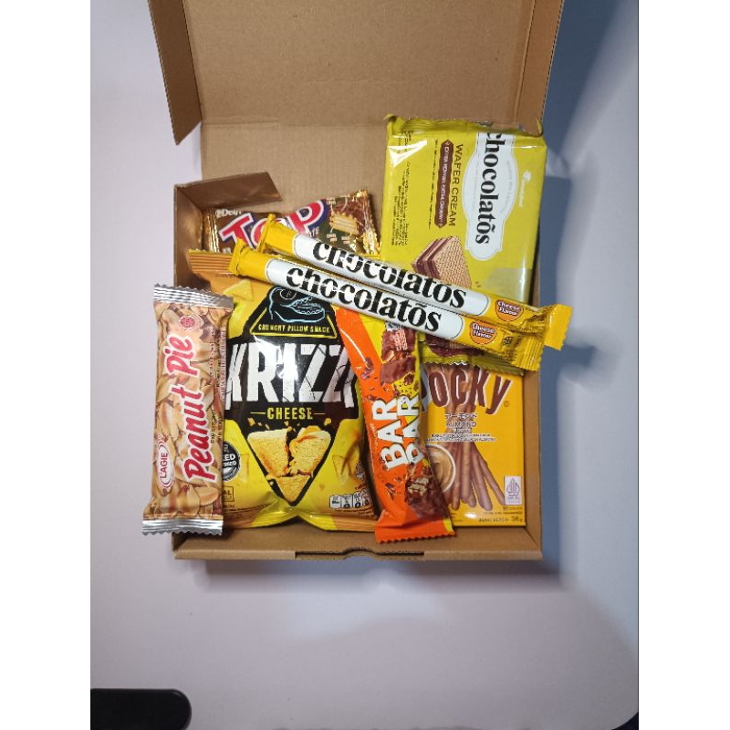 Jual Snack Box isi 7 - 9 snack ukuran 20x20x5 cm | Snack Gift Box ...