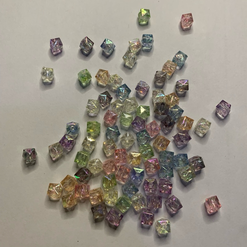 Jual 10gr Manik Diamond 6mm hexagon pastel clear pastel | Shopee Indonesia