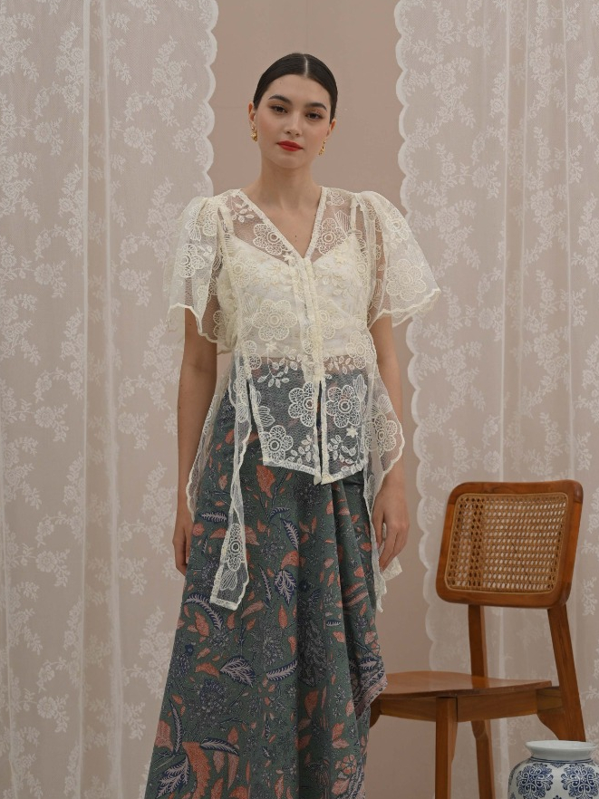 Jual Mera and Jenar - Ikayanti Top (TIDAK inlcude inner) | Shopee Indonesia