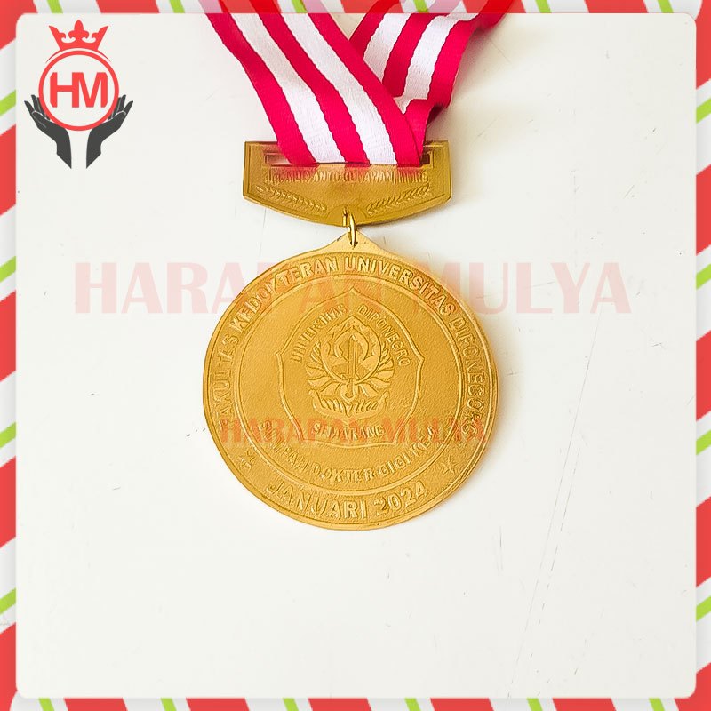 Jual Medali Universitas Diponegoro Model Bulat Medali Wisuda Undip Bahan Logam - Harapan Mulya ...