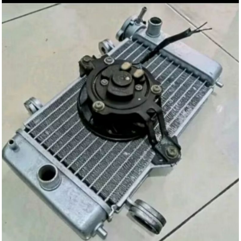 Jual set radiator Yamaha Vixion ks/ vixion old siap pakai original ...