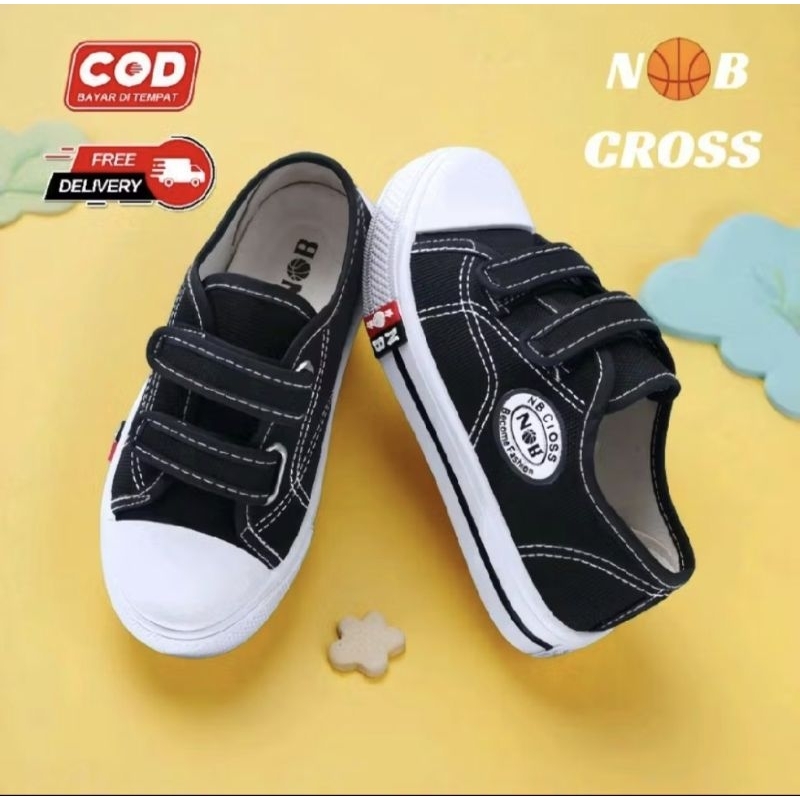 Jual SEPATU SEKOLAH/ NB/ SEPATU PREPET HITAM PUTIH | Shopee Indonesia