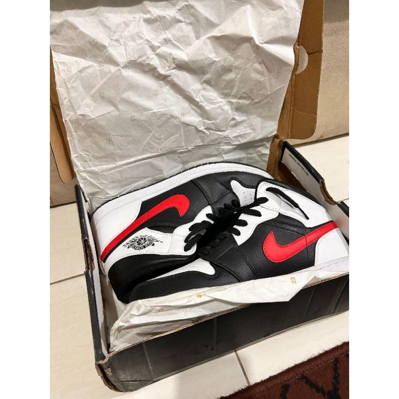 Jual Air Jordan 1 Mid Chille | Shopee Indonesia