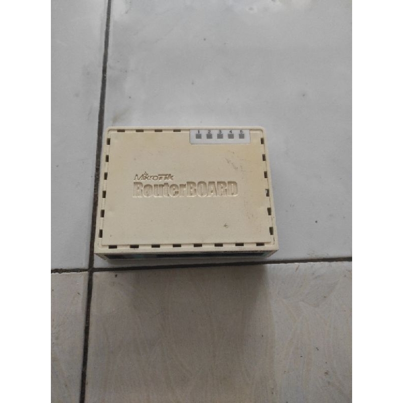 Jual mikrotik rb750g | Shopee Indonesia