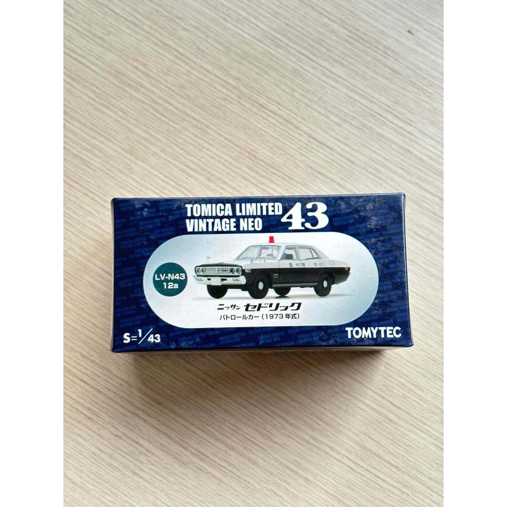 Jual LV-N43 12a Nissan Cedric Police Car Tomica Limited Vintage Neo | Shopee Indonesia