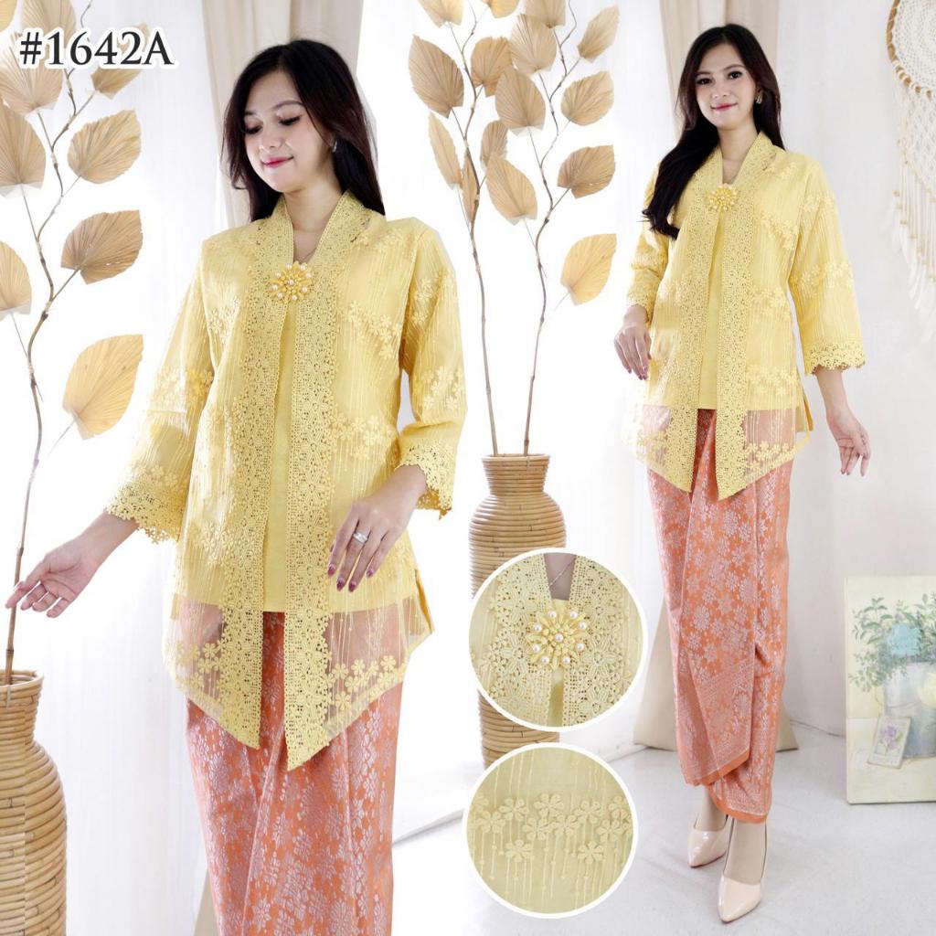 Jual Set Kebaya Premium Brukat Organdi Rompi | Shopee Indonesia