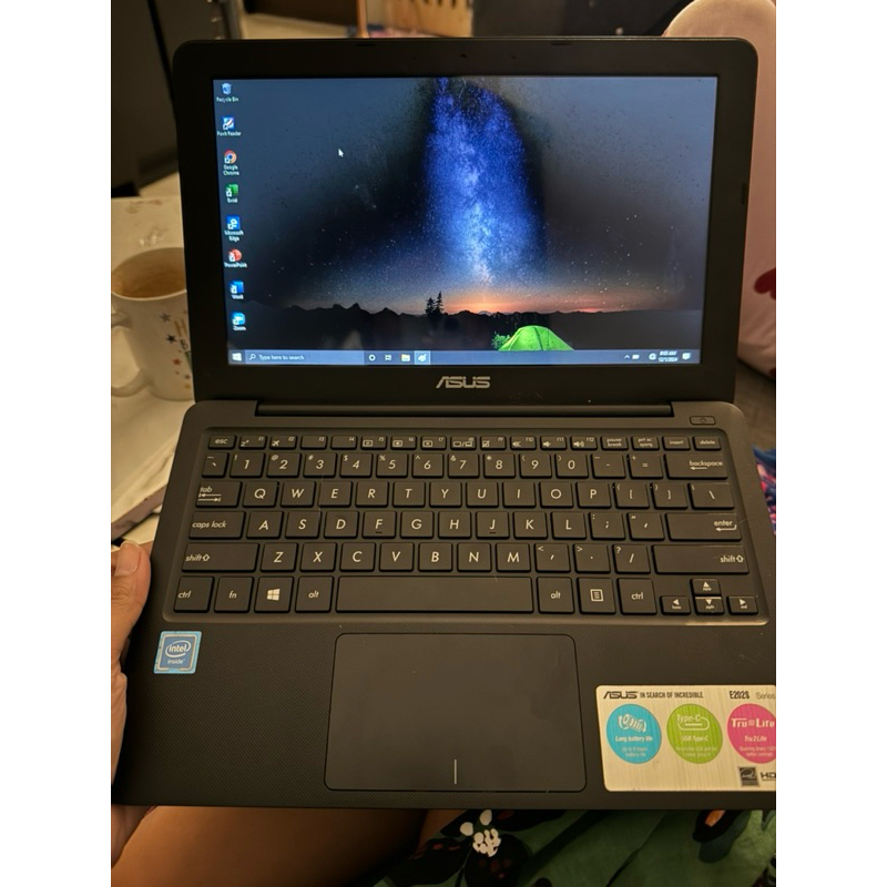 Jual notebook Asus E202S | Shopee Indonesia