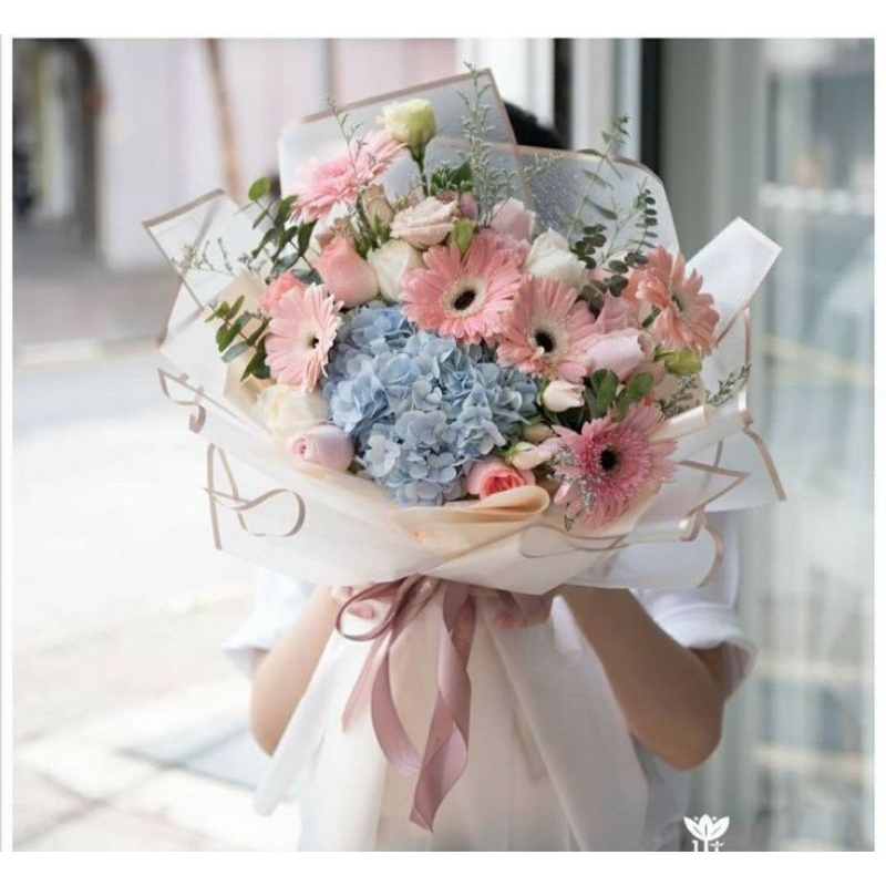 Jual BUKET BUNGA SEGAR HIDUP 50 TANGKAI MIX FLOWER | Shopee Indonesia