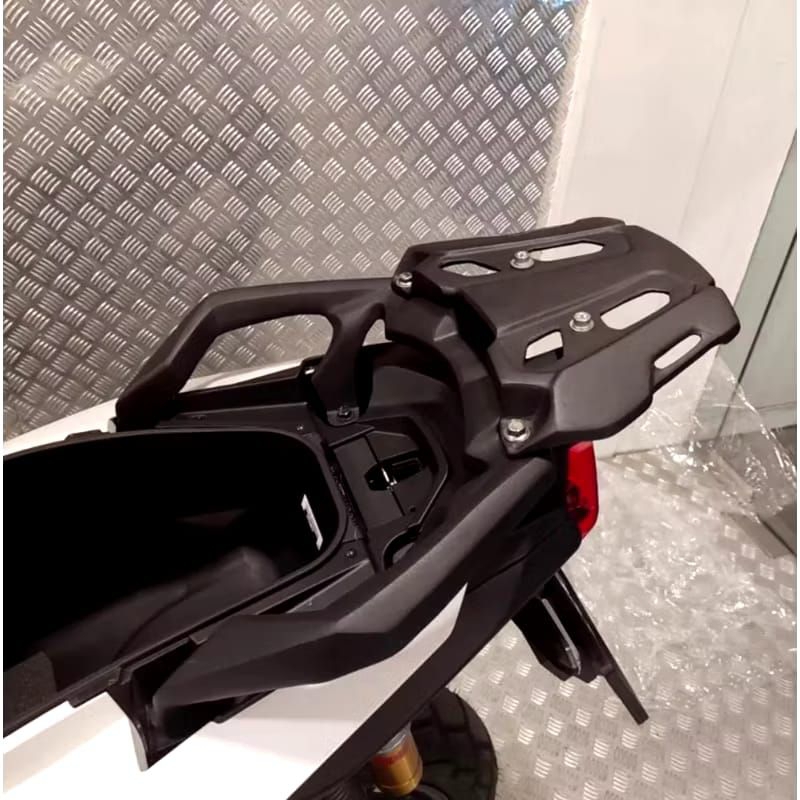 Jual BREKET BOX HONDA ADV MODEL ROBOT BEHEL BOX ADV BRACKET BOX ADV 150 ...