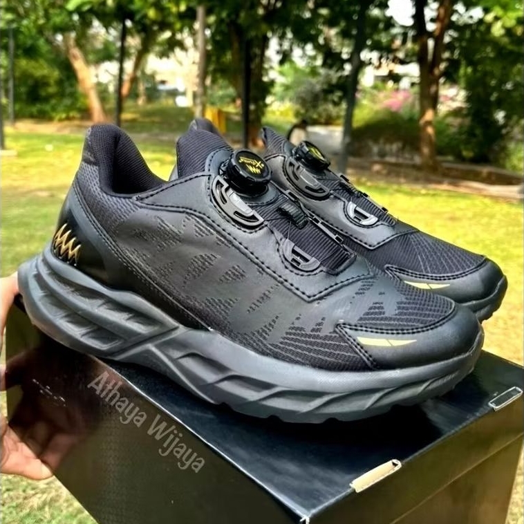 Jual Sepatu Exduma Tali Putar Racing Black Original Terbaru | Shopee ...
