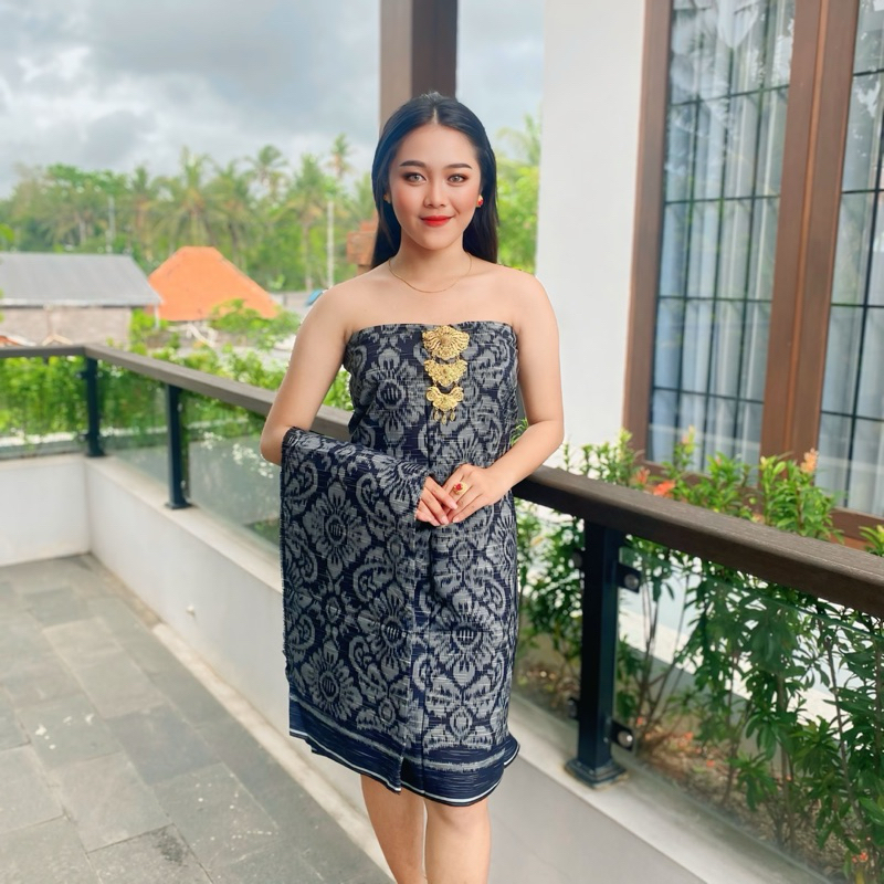 Jual KAIN TENUN ENDEK KHAS BALI MOTIF PATRA DOUBLE IKAT MONOKROM ...