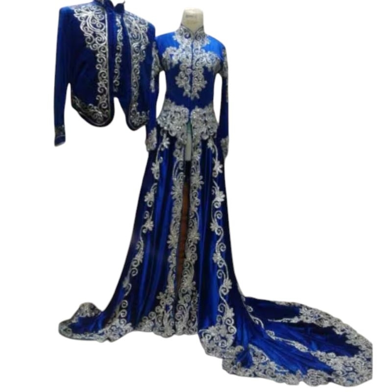 Jual Beskap Bludru Dan Kebaya bludru ekor panjang | Shopee Indonesia