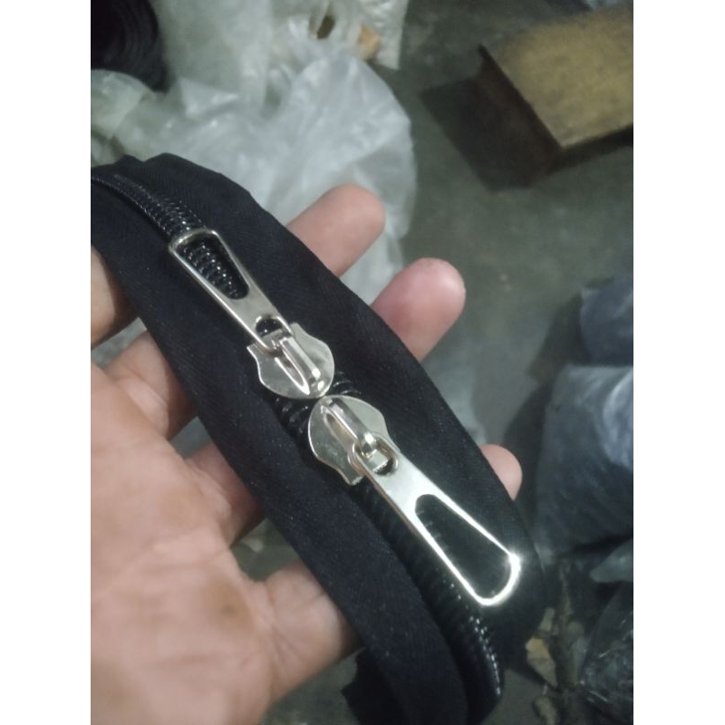 Jual Paket resleting no.10 daun resleting hitam 2,3,4 atau 5 meter ...