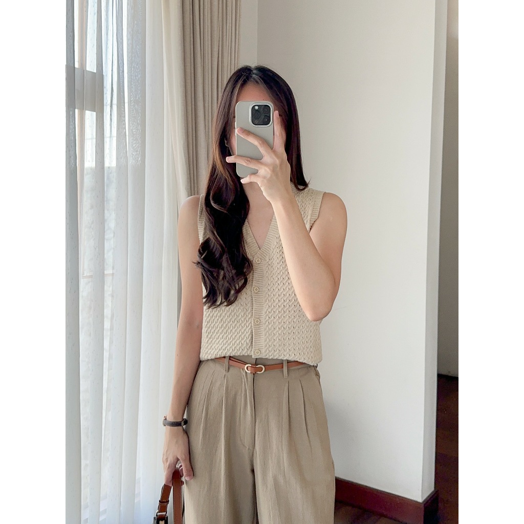 Jual maja fashion house • jeju top vest outer knit | Shopee Indonesia