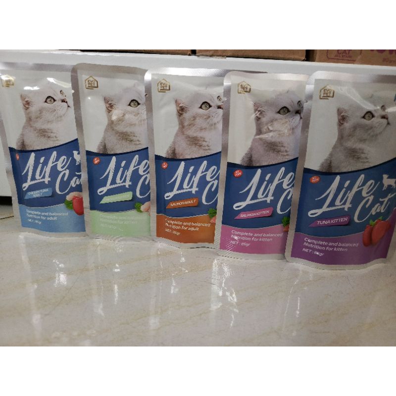 Jual Life cat sachet pouch 85 gr - tuna chicken salmon adult kitten wet ...