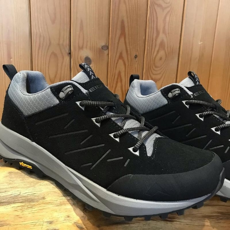 Jual SEPATU BUGLE 2.0 VIBRAM SHOES | Shopee Indonesia