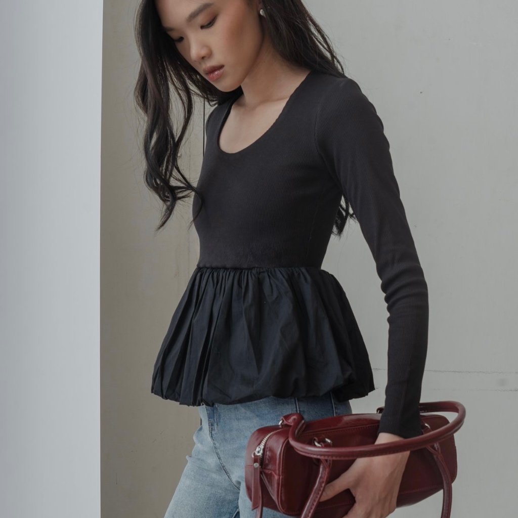 Jual AtMauv - Mere Top | Peplum Longsleeve Top | Twotoned top | Rib top ...