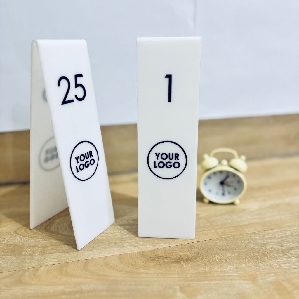 Jual nomor meja cafe resto stand nomor meja tekuk V akrilik model ...