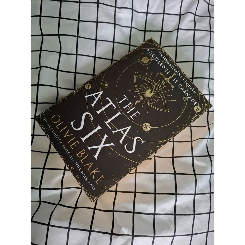 Jual The Sixth Atlas: Olive Blake - Knowledge Is Cursed - preloved ...