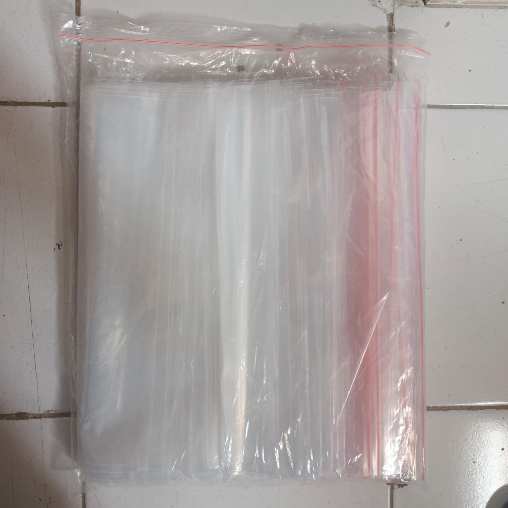 Jual Plastik Klip Besar 45cmx35cm plastik Klip baju jumbo plastik ...