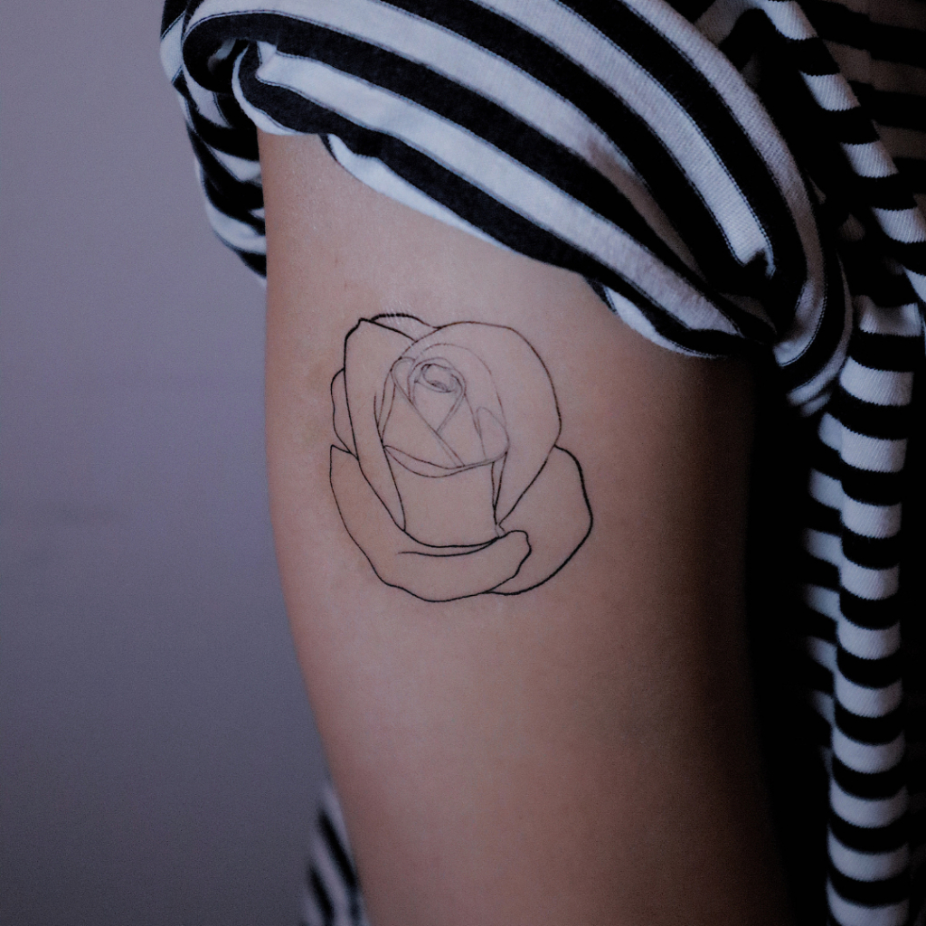 Jual [PRODUK LOKAL] TATO TEMPORER ROSE OUTLINE | ROSE TATTOO ...