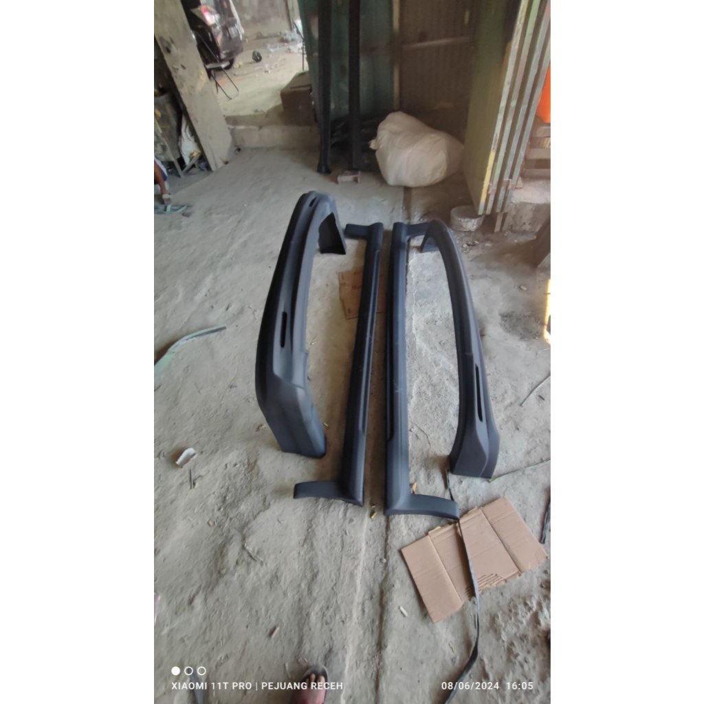 Jual bodykit hyundai h1 body kit hyundai h1 | Shopee Indonesia