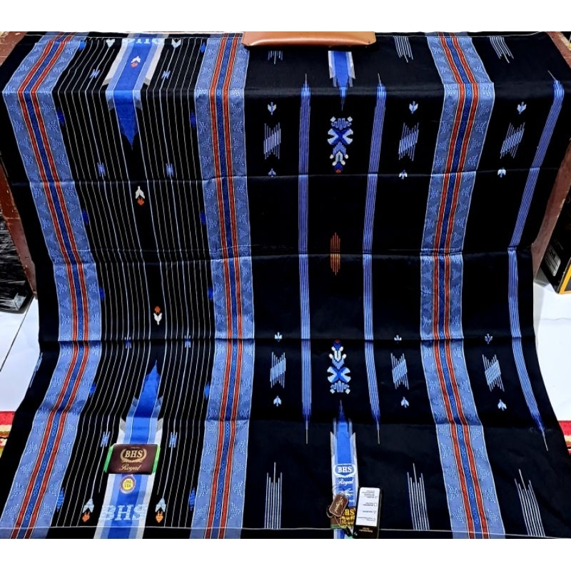 Jual Sarung bhs royal sta grade gold masih ada jahit tengah nya harga ...