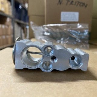 Jual Expansi Expansion valve Ekspansi Innova Reborn Fortuner VRZ Hilux ...