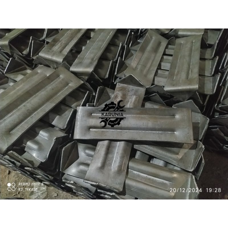 Jual Daun Roda Traktor Standar 8x27 tebal 4,5mm | Shopee Indonesia