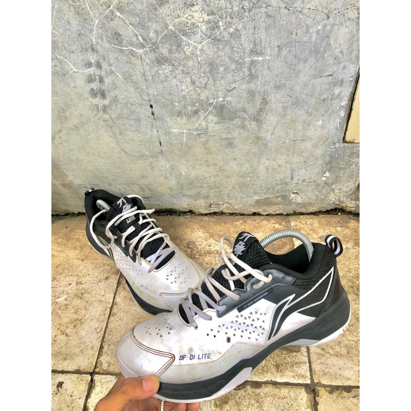 Jual LINING BLADE LITE | Shopee Indonesia