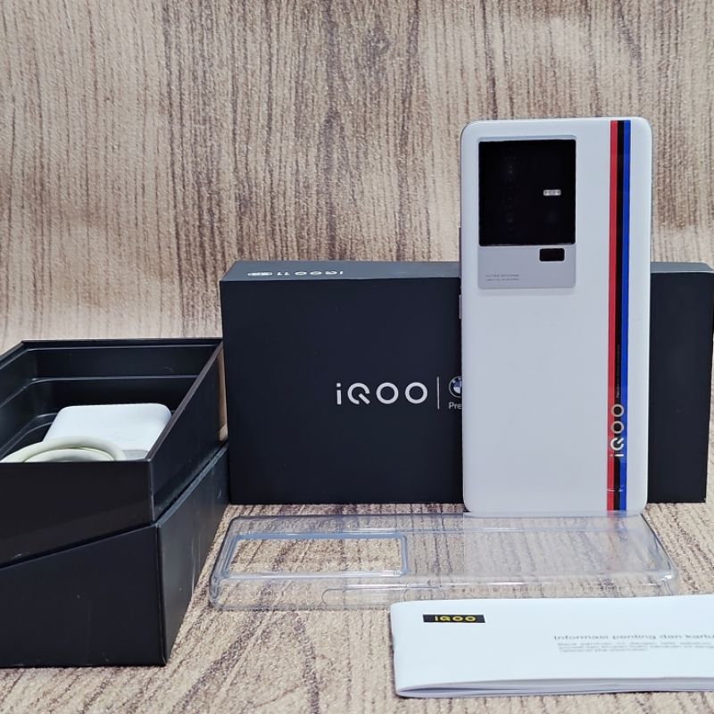 Jual iqoo 11 5G Resmi Indonesia | Shopee Indonesia