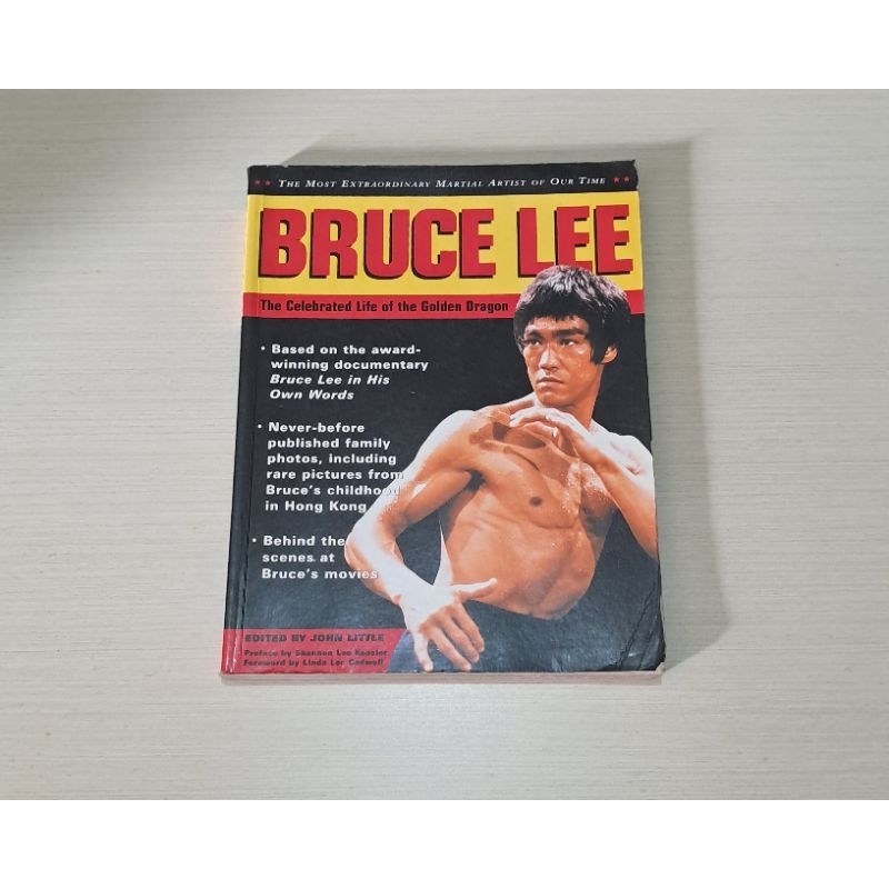 Jual BRUCE LEE THE CELEBRATED LIFE OF THE GOLDEN DRAGON | Shopee Indonesia
