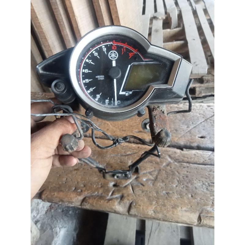 Jual sepidometer dengan dudukan nyh Yamaha Vixion New 1PA original ...
