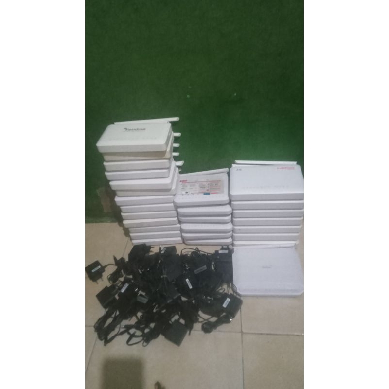 Jual router modem 27 unit.fs 13.fh 7.zte 7 sama adaptorny | Shopee ...