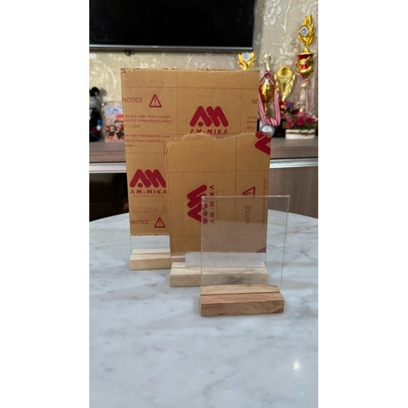 Jual STAND KAYU/STAND AKRILIK/STAND HOLDER UK A5 | Shopee Indonesia