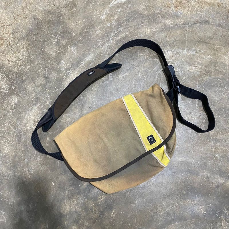 Jual Messenger bag Crumpler vintage second | Shopee Indonesia