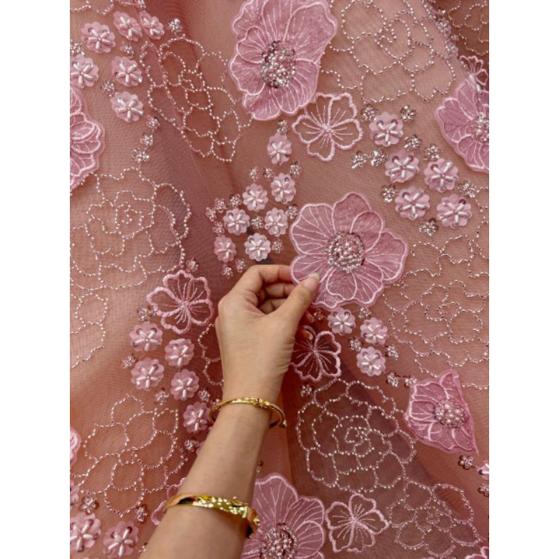 Jual 1/2M KAIN TAKESHI LACE 3D FULL PAYET KOREA MEWAH | Shopee Indonesia