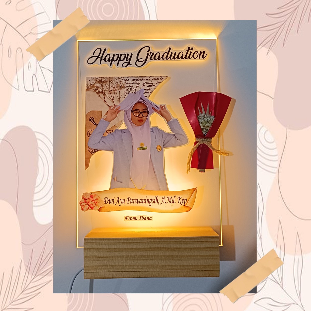 Jual Acrylic Custom ukuran 20x15 cm kado wisuda, kado pernikahan, kado ...