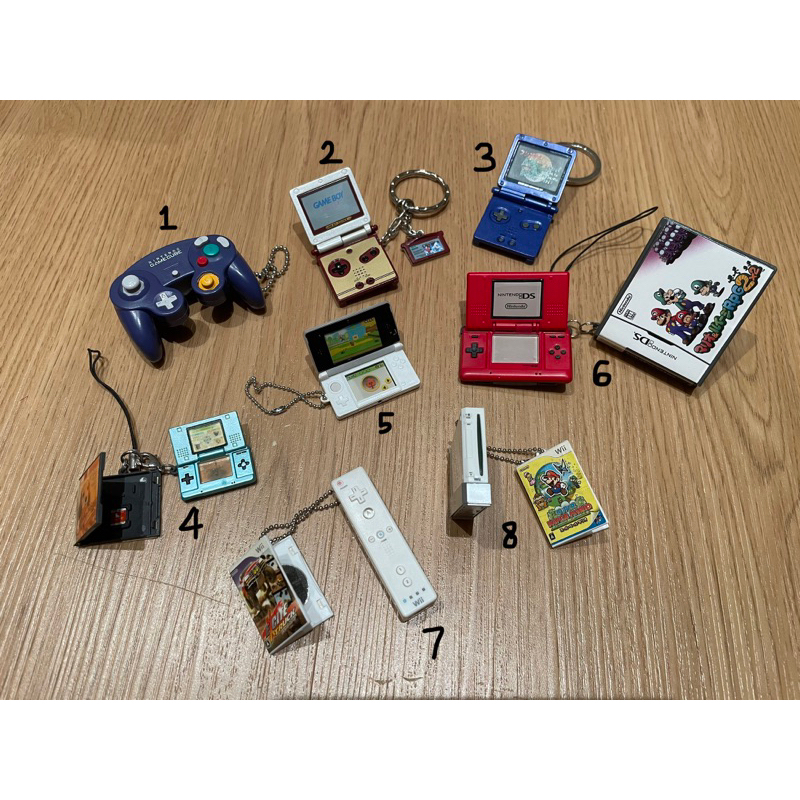 Jual Gameboy Game Console Nintendo Keychain Rare Trinkets Gacha Gotochi ...