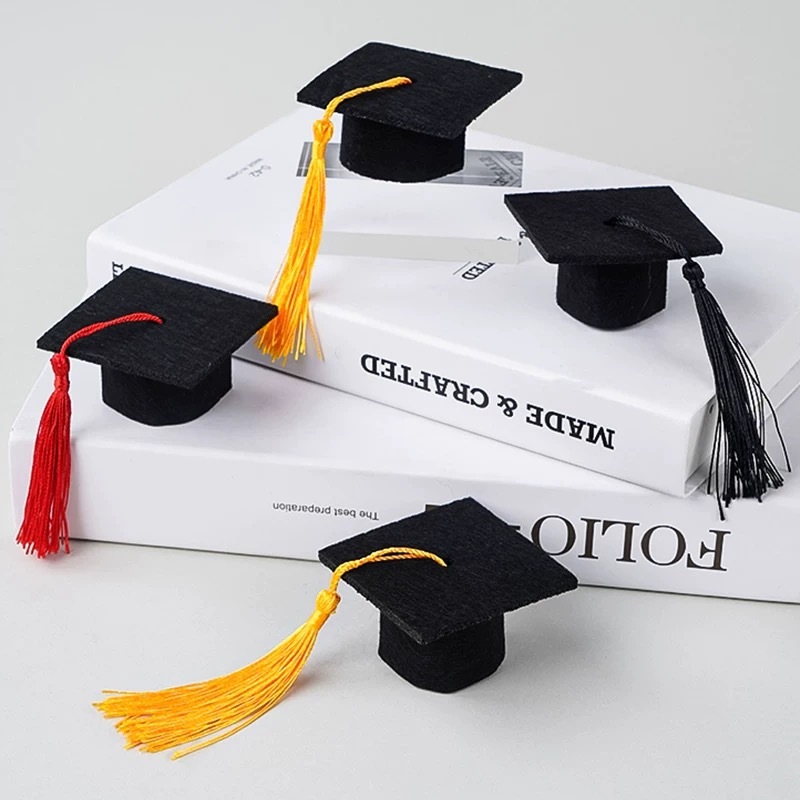Jual AKSESORIS WISUDA TOPI TOGA MINIATUR MINI hiasan kue graduation ...