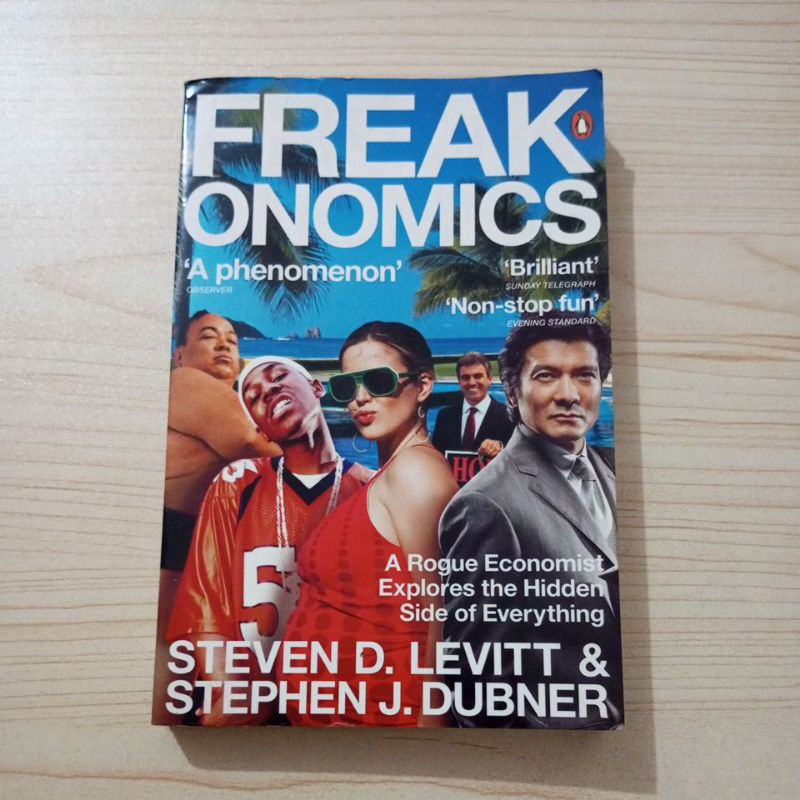 Jual BUKU FREAKONOMICS BY STEVEN D LEVITT AND STEPHEN J DUBNER | Shopee Indonesia