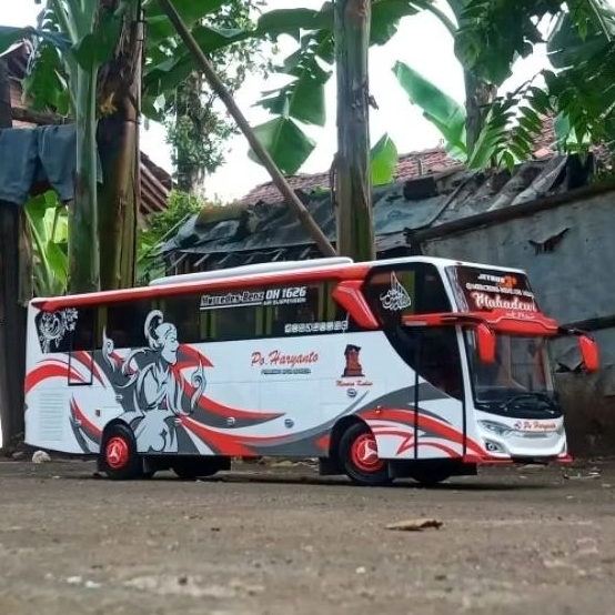 Jual Miniatur bus Haryanto wayang Mahadewi jb3 hd variasi lampu LED 3 ...