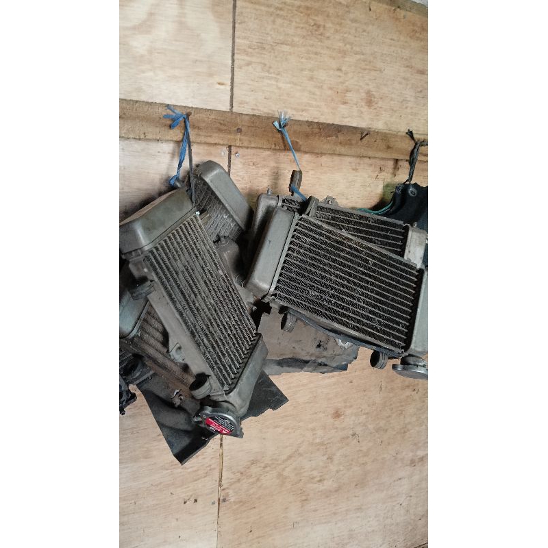 Jual RADIATOR VIXION OLD/NEW SECOND ORIGINAL | Shopee Indonesia