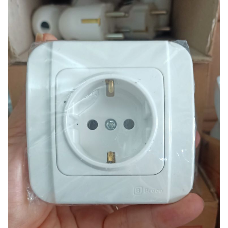 Jual BROCO STOP KONTAK INBOW GALLEO | Shopee Indonesia