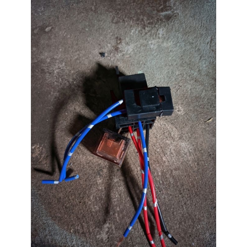 Jual Relay dan dudukan 1set | Shopee Indonesia