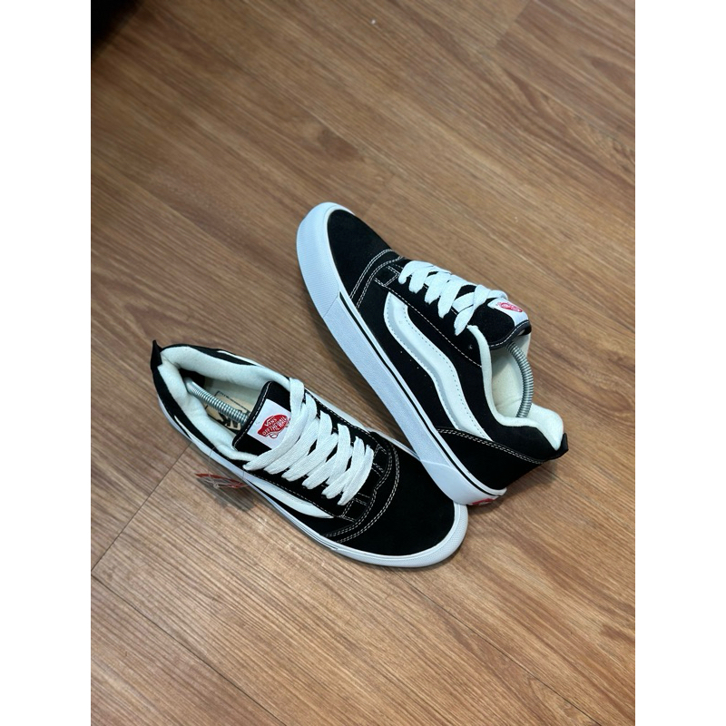 Jual V*ANS KNU SKOOL B/W | Shopee Indonesia