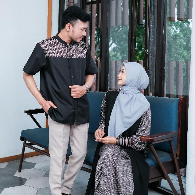 Jual Elzatta Sarimbit Couple Terbaru 2025 Sarimbit Monogram Series ...