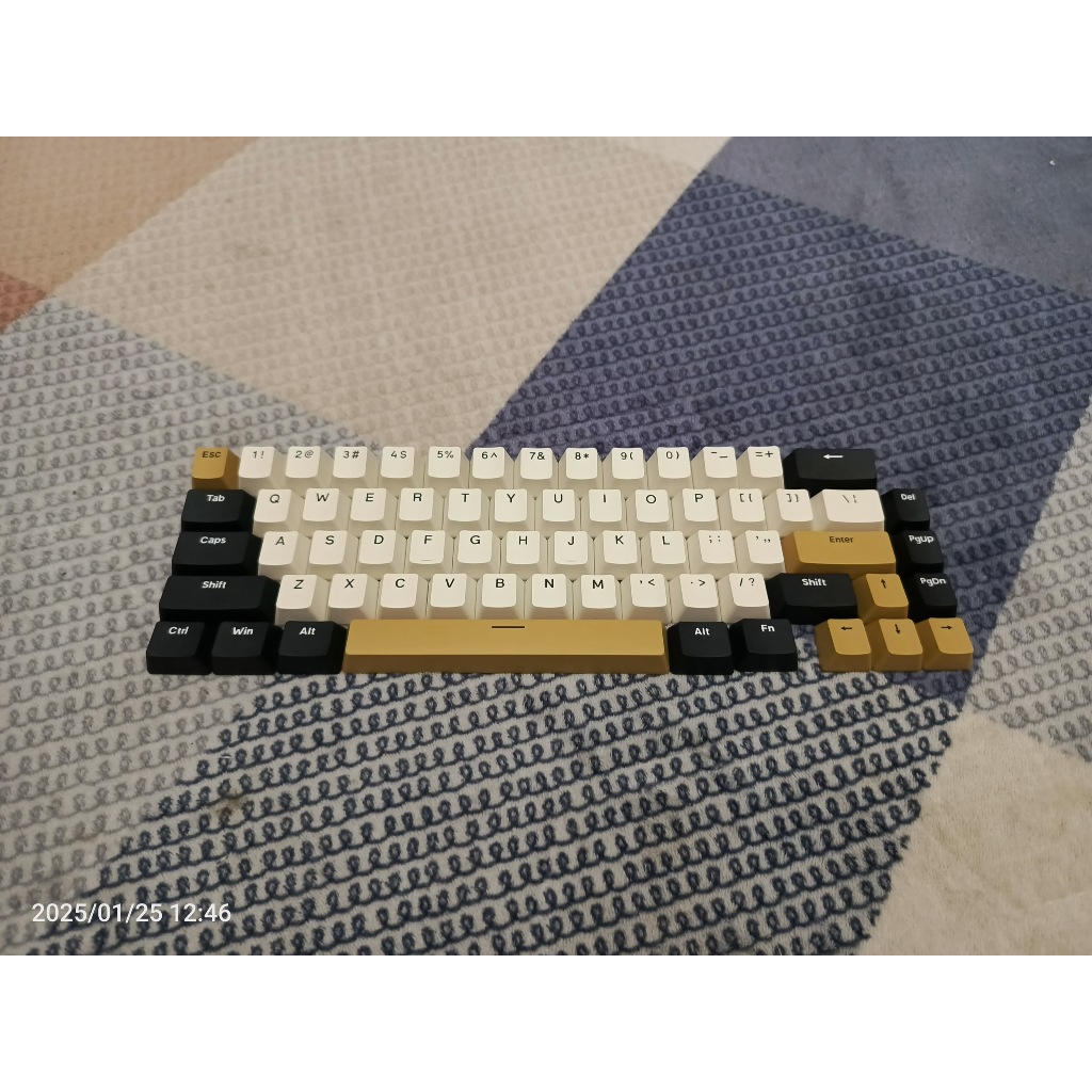 Jual Keycaps Tri Tone PBT Double Shot OEM Profile 6x Pcs Keyboard Mechanical 65% Vortexseries ...