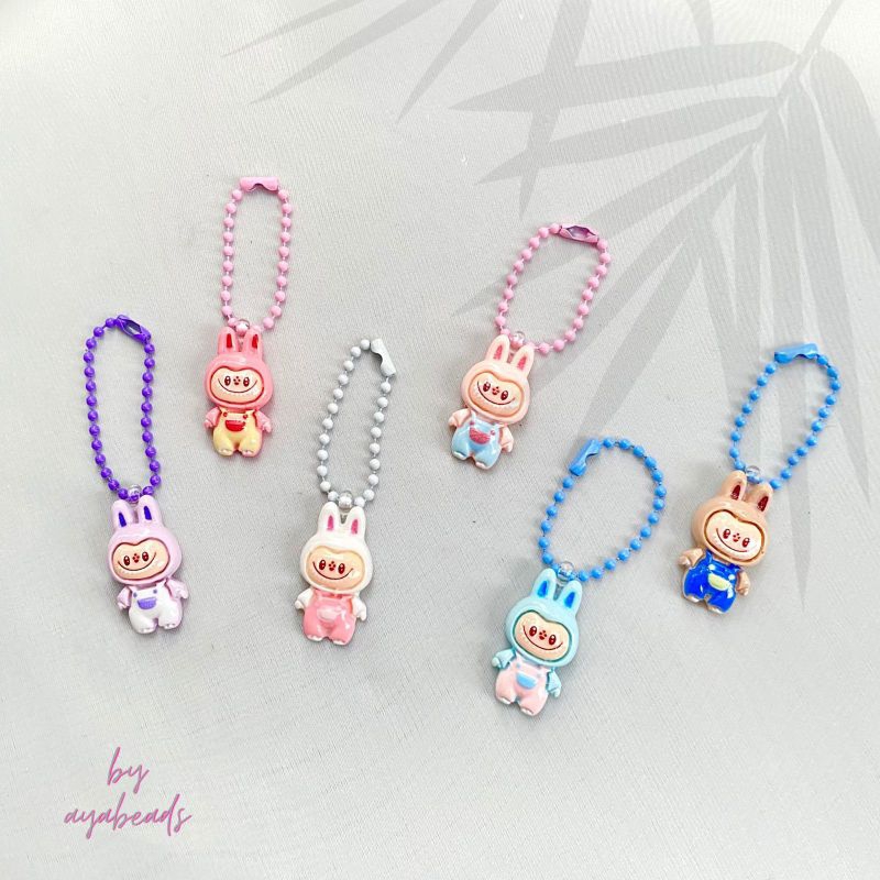 Jual Gantungan Kunci Resin Karakter Labubu Viral Lucu Cute / Bag Charm ...