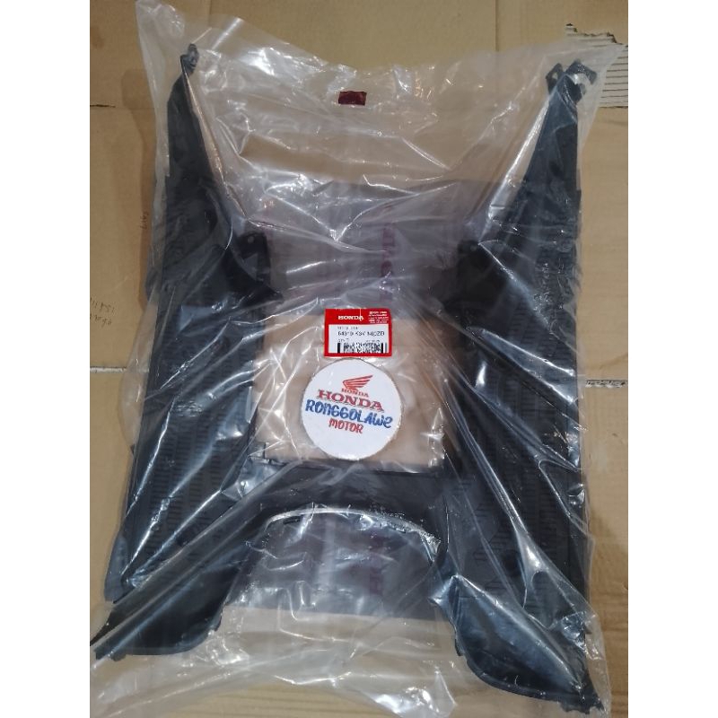 Jual Step Floor Hitam Honda Stylo 160 K3V CBS ORIGINAL 64310K3VN00ZB ...